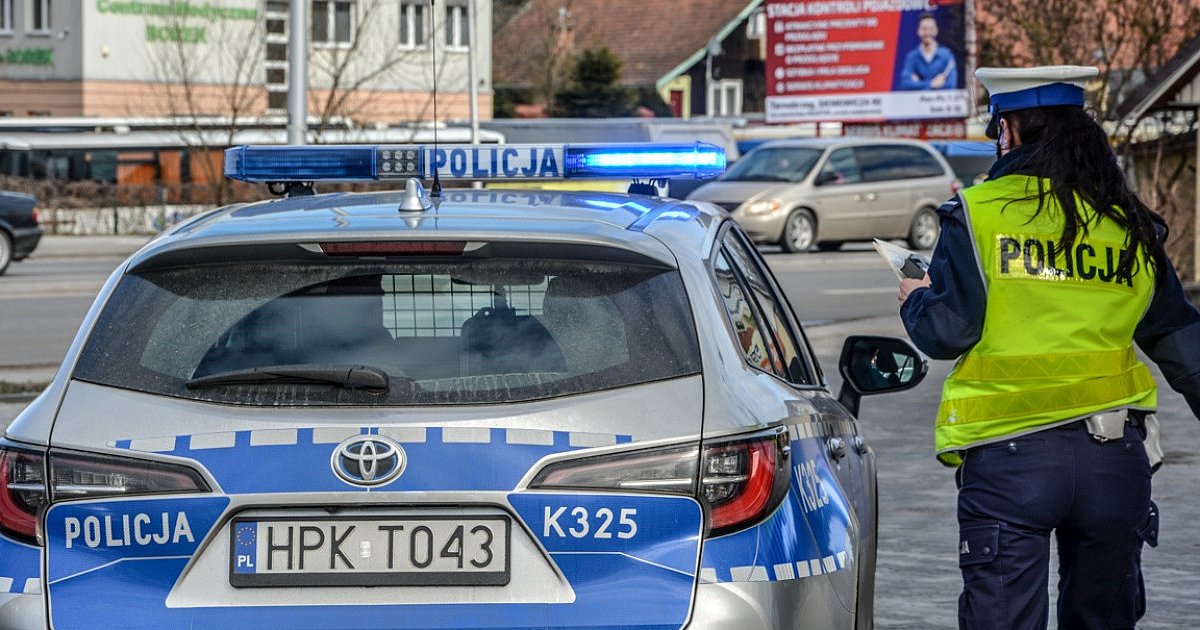 Pijany ojciec wiózł dwoje dzieci w Tarnobrzegu, miał 1,17 promila ... Pijany ojciec wiózł dwoje dzieci w Tarnobrzegu, miał 1,17 promila ...